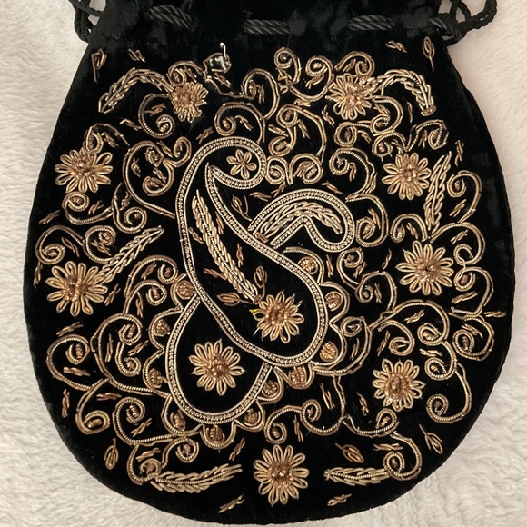 Dorothy Perkins | Bags | Black Velvet Wire Embroidered Drawstring Purse ...